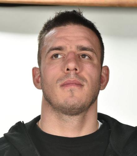 Adam Zając ścigany przez policję. Zawodnik MMA szefem mafii? | wMeritum.pl